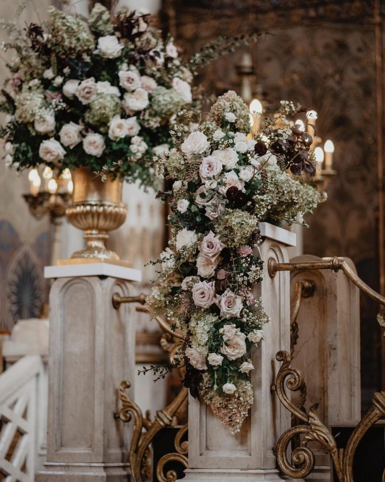 Gold Wedding Decorations Guide for 2023 | Wedding Forward