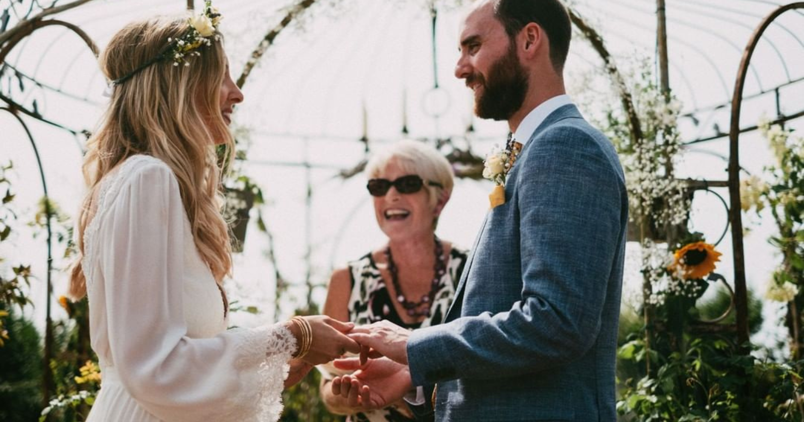 Mother Of The Bride Speech: Unique Guide For Proud Moms