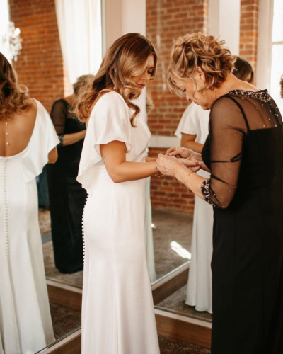 Mother Of The Bride Speech: Unique Guide For Proud Moms