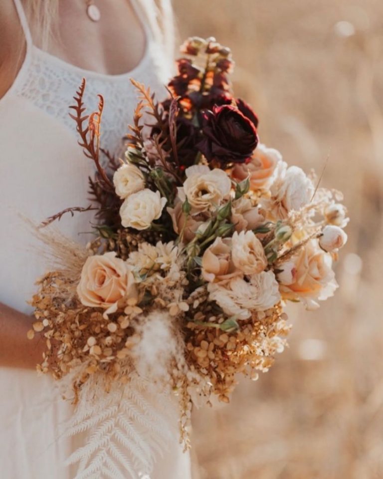 Small Wedding Bouquets: 24 Stunning Ideas + FAQs