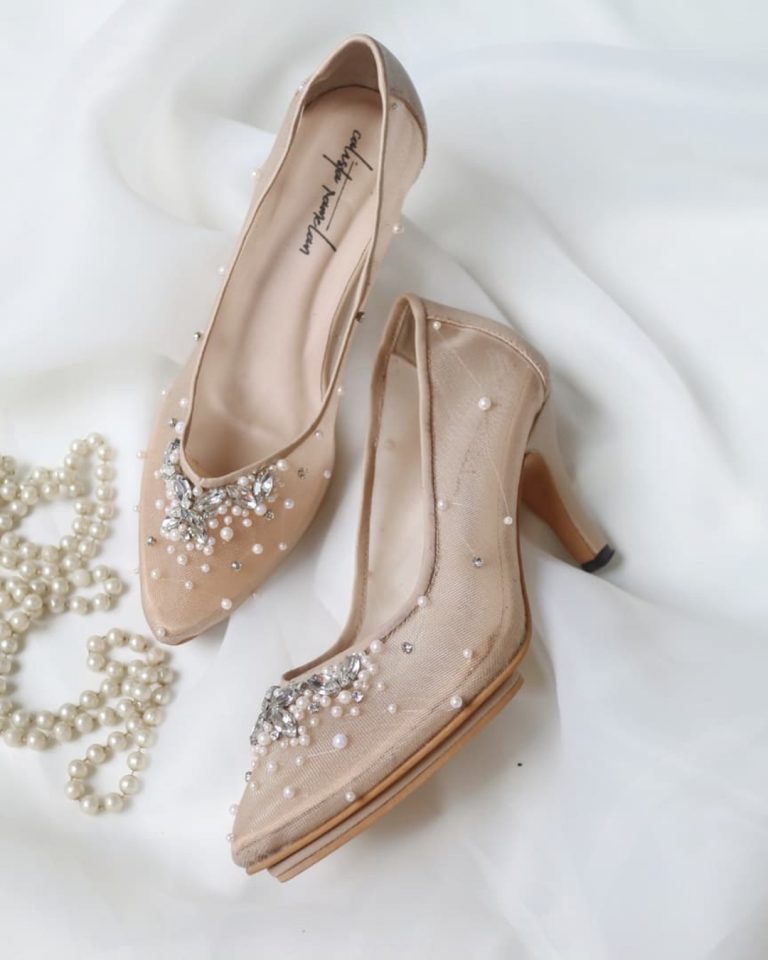 Wedding Vintage Shoes Ideas For Fashion-Forward Brides