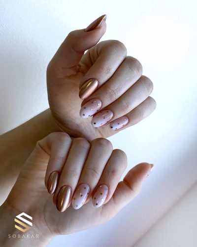 Champagne Wedding Nails: Designs For Gorgeous Brides + FAQs