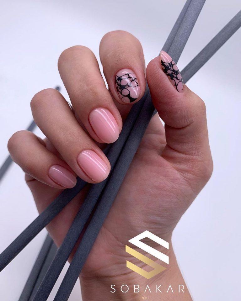 Lace Wedding Nails: 20 Ideas For Incoming Brides