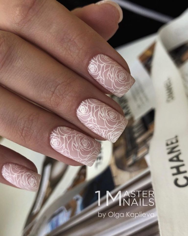 Lace Wedding Nails: 20 Ideas For Incoming Brides