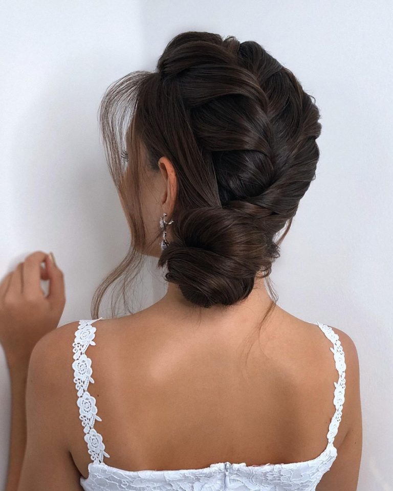 Side Buns Wedding Hairstyles: 21 Trendy Styles + FAQs