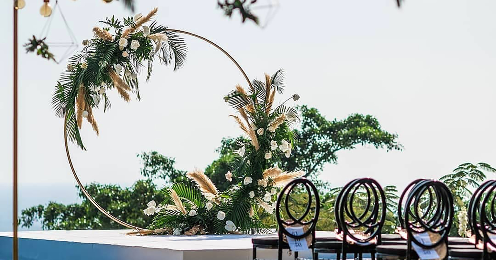 50+ Wedding Arch and Arbor Ideas For Your Perfect Ceremony