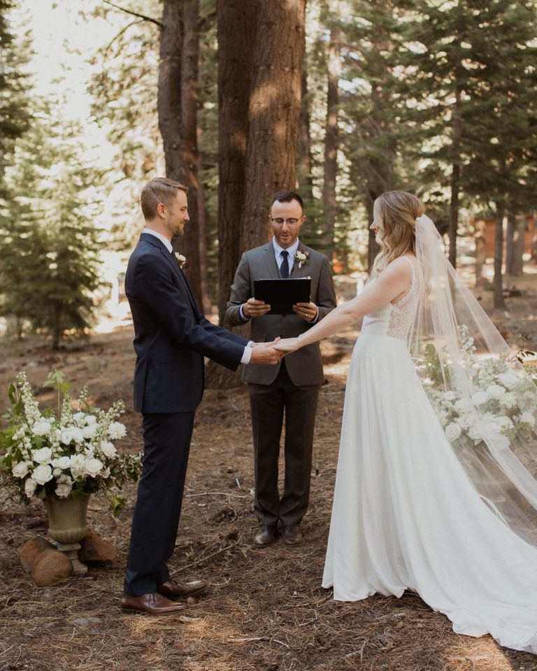 Modern Wedding Vows: Free Examples And Samples To Use