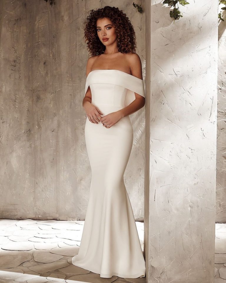 Wedding Reception Dress: 33 Ideas For Incoming Brides + FAQs