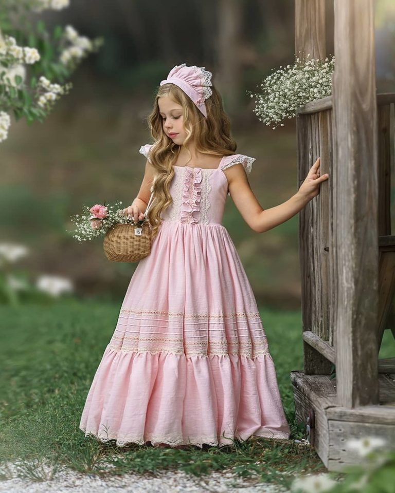 Flower Girl Basket: Unique Ideas That Are Perfect For Weddings