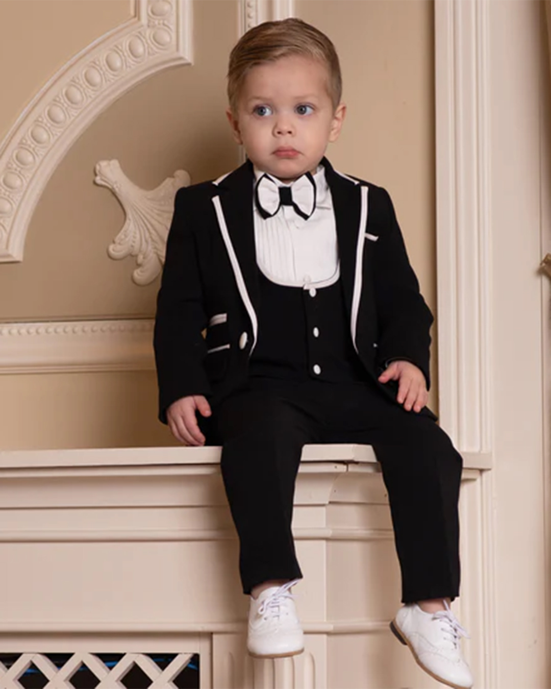 Ring Bearer Outfit: 7 Ideas For A Little Gentleman + FAQs