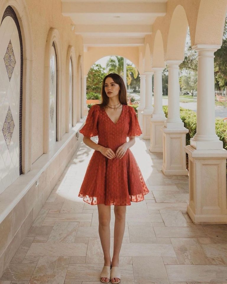 Semi-Formal Wedding Attire: Ideas For All Seasons And Themes Semi-Formal Wedding Attire: Ideas For All Seasons And Themes
