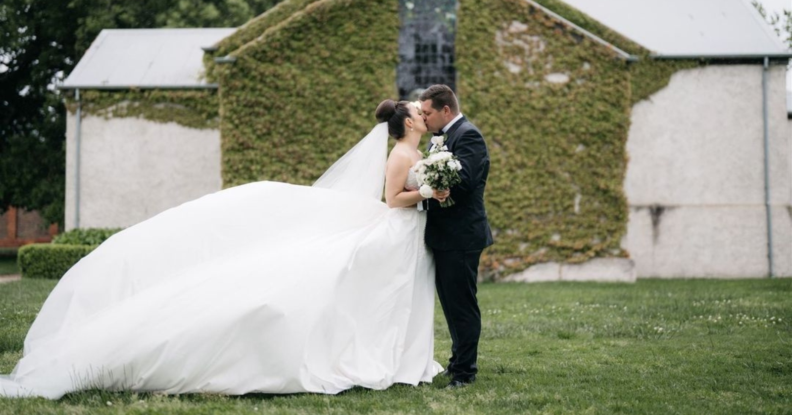 Outdoor Wedding Ideas: 30+ Ideas For Your Dream Wedding