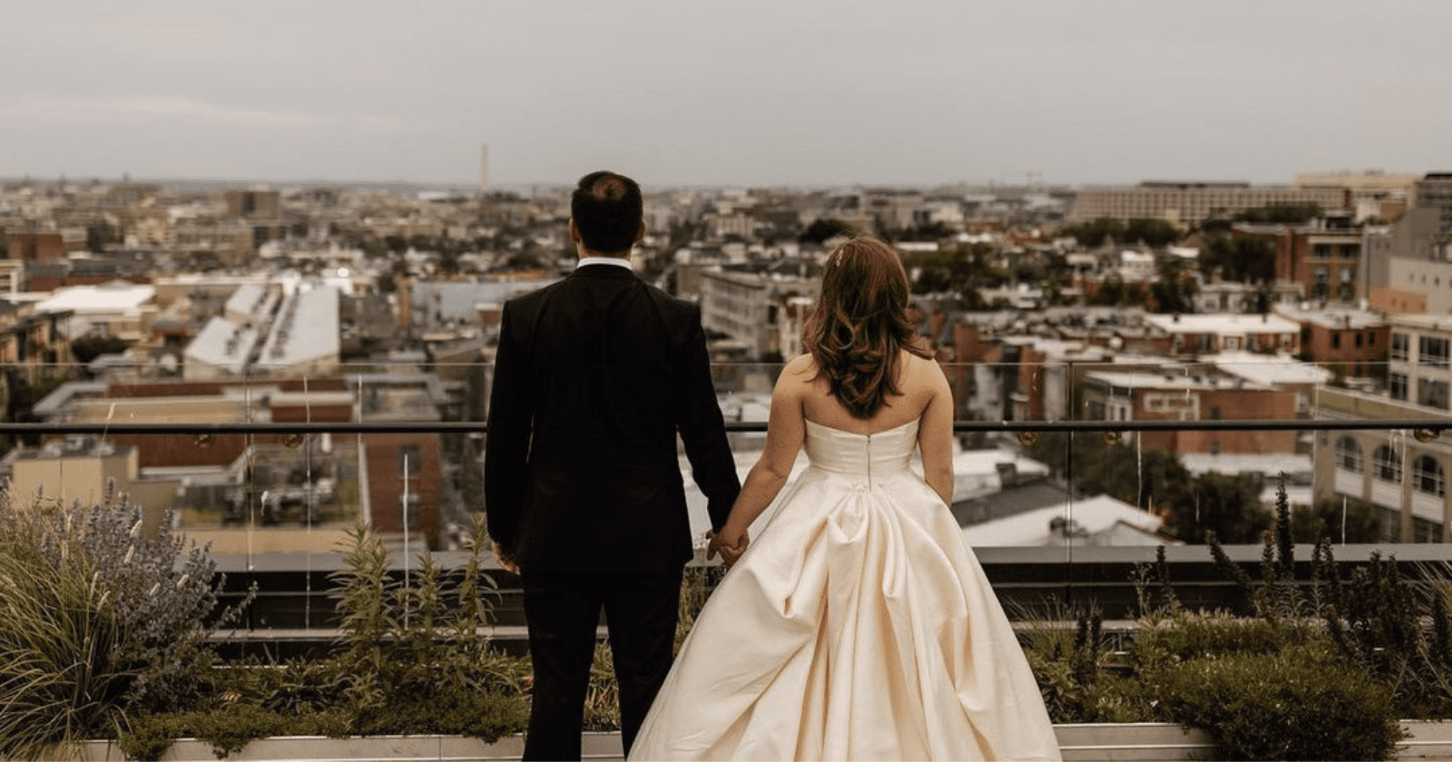 Wedding Entourage Photo Ideas: Find Your Inspiration